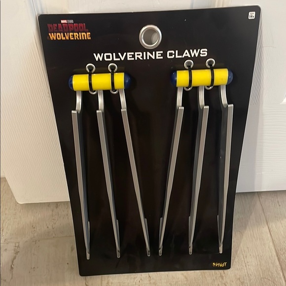 Marvel | Accessories | Marvel Wolverine Claws From Spirit Halloween ...